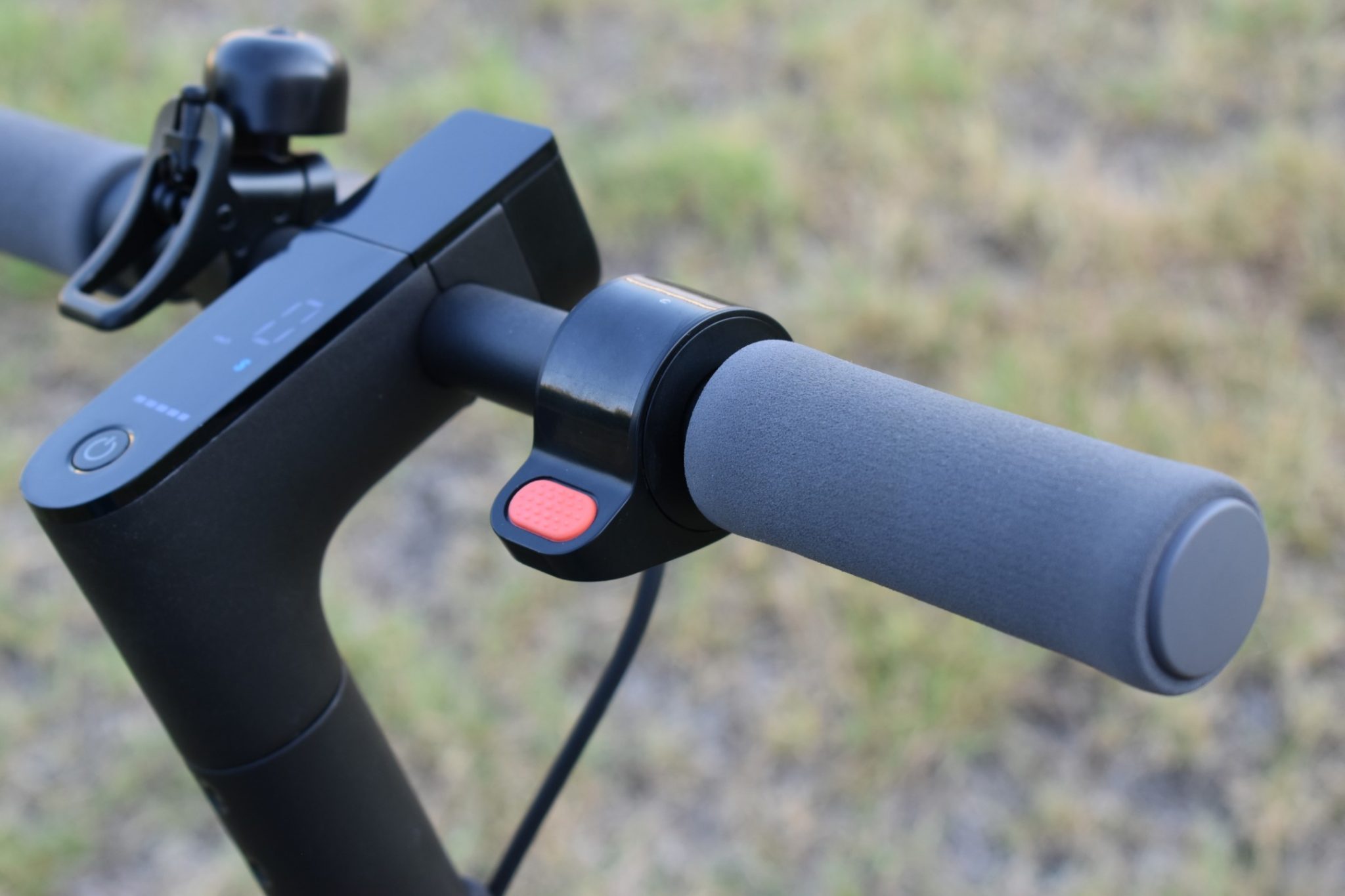 Review: Xiaomi Mi Scooter Essential! - GetElectric