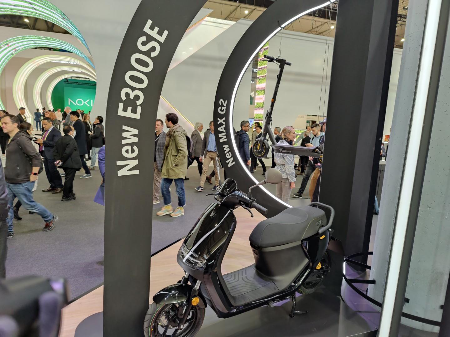 Πρώτη ματιά στο Segway E300 SE! - GetElectric
